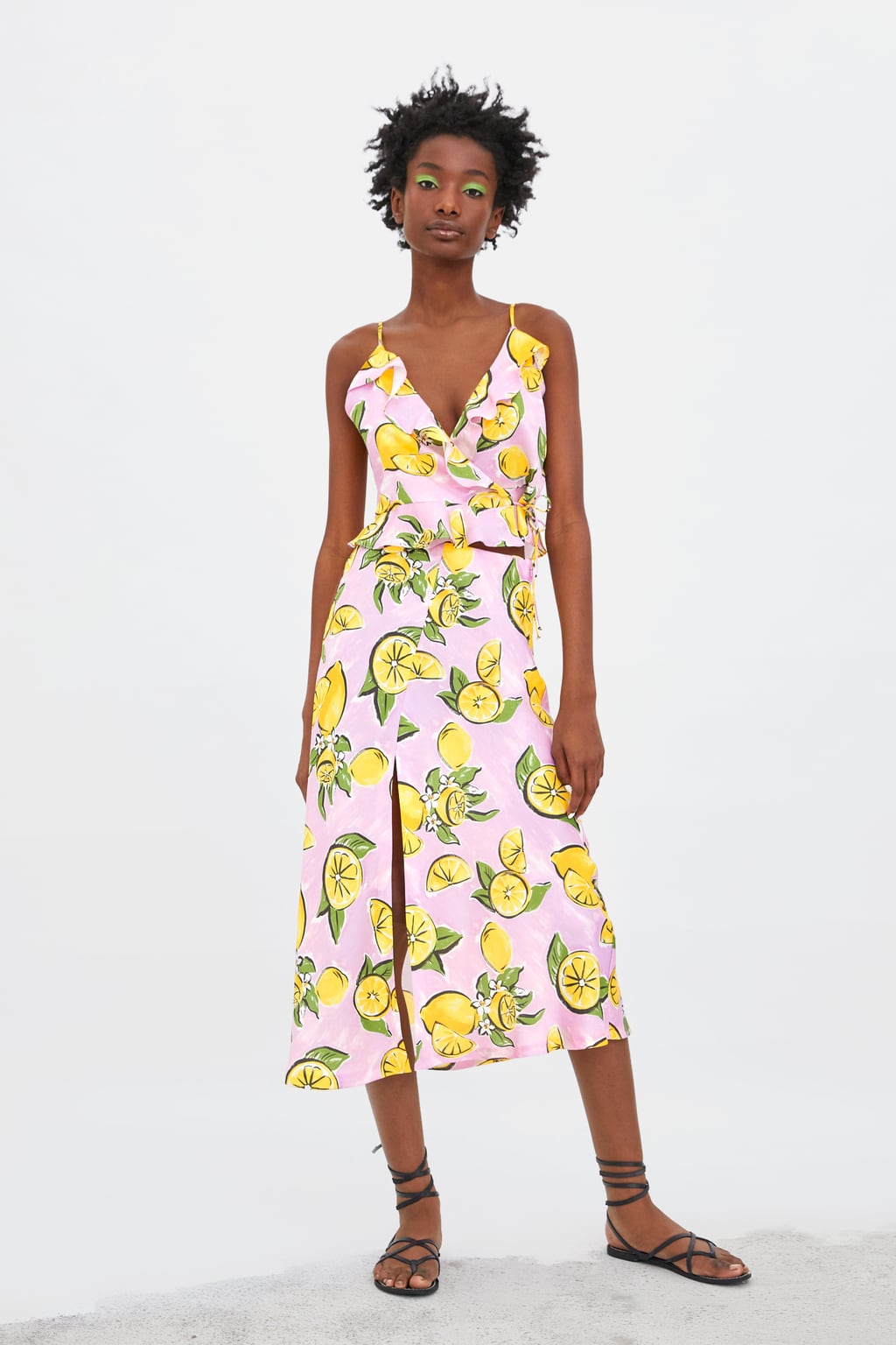 Modne ubrania w cytryny z sieciówek - przegląd - KobietaMag.pl