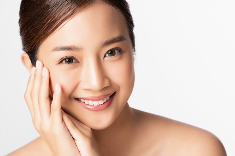Sekrety koreańskiej pielęgnacji. Dbaj o cerę jak Koreanki - KobietaMag.pl