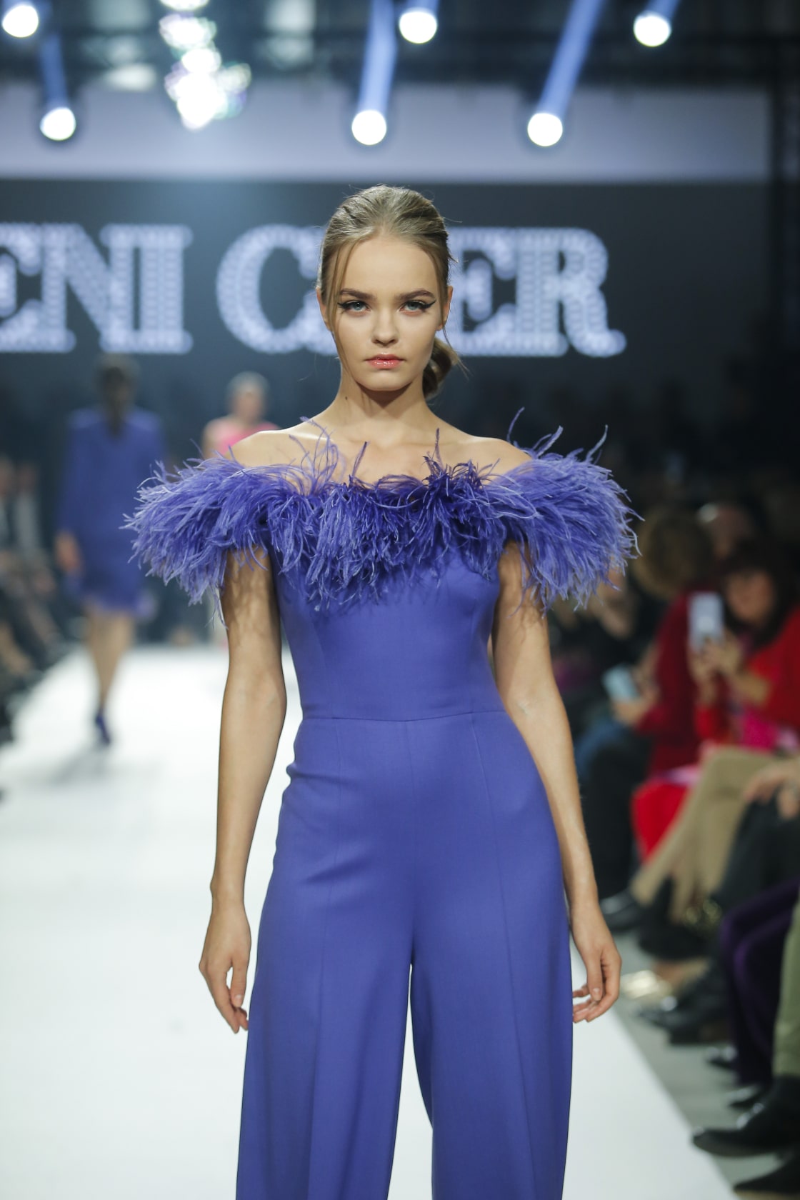 "Magia kina" - za nami premiera kolekcji Deni Cler Wiosna-Lato 2023 ...