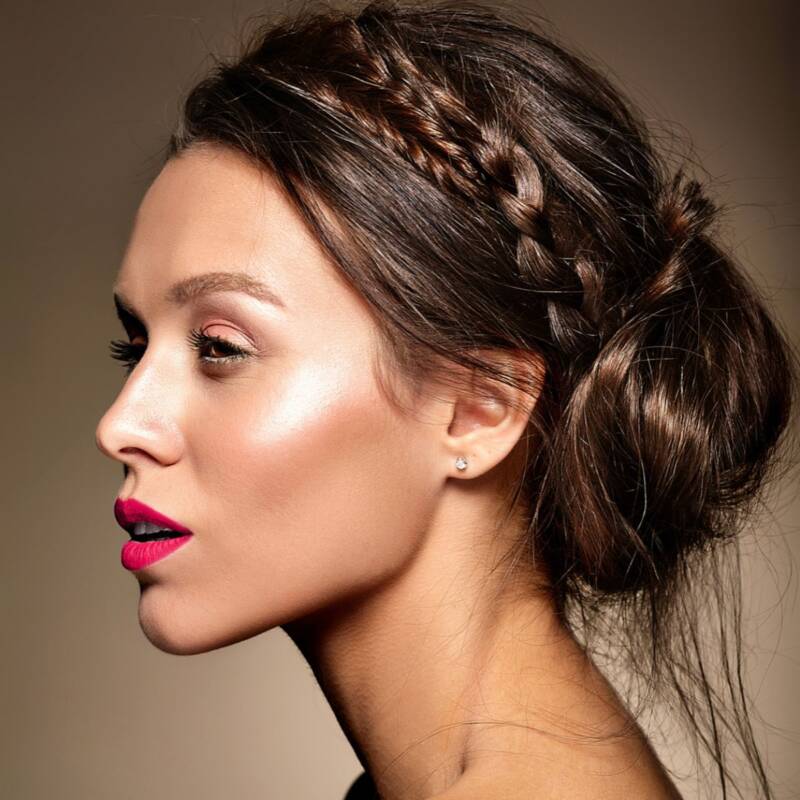 Fryzury na komunię dla mamy. Jak się uczesać na komunię dziecka ...